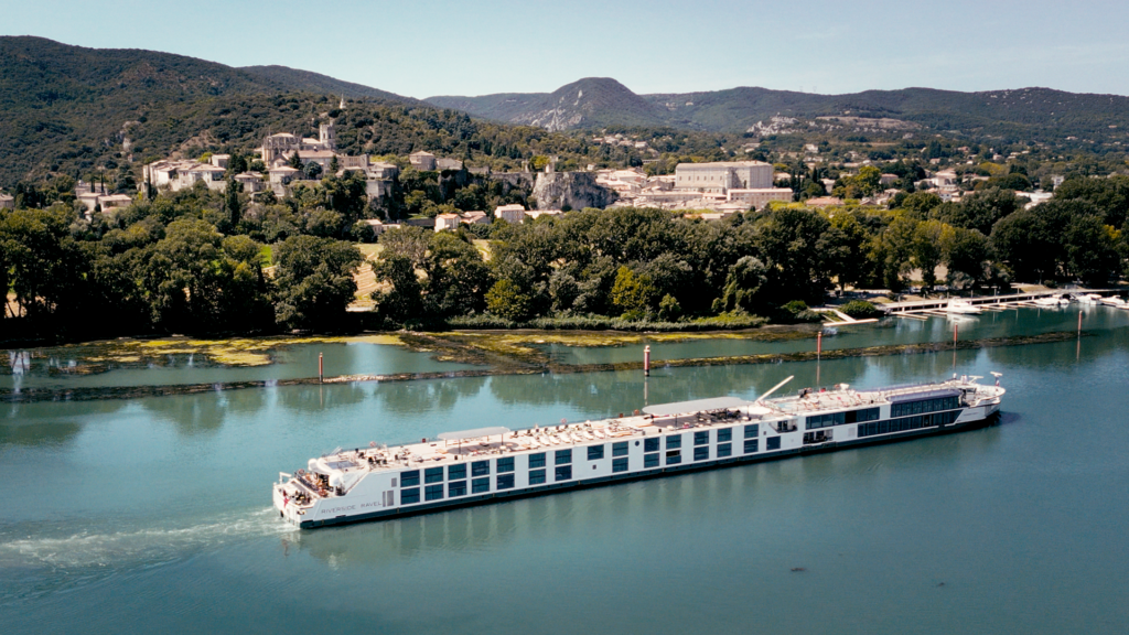 Riverside Luxury Cruises: Captain & Chef - Sebastian Ewringmann